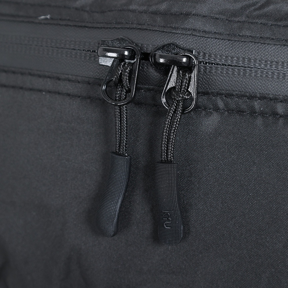 キウ（Kiu）（メンズ、レディース）ウエストバッグ ウォータープルーフボディバッグS K328-900 ブラック | アウトドア・キャンプ用品はエルブレス